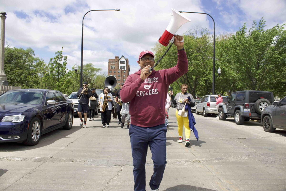 Jobs. Block Clubs. Investment: How Chicagoans Are Interrupting Violence ...