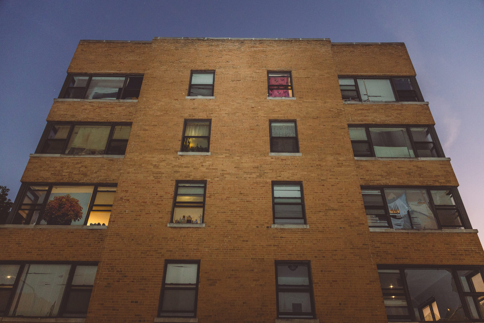 Federal Agents Storm South Shore Building, Detaining Families and ...